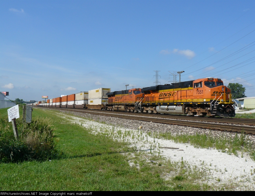 BNSF 7551